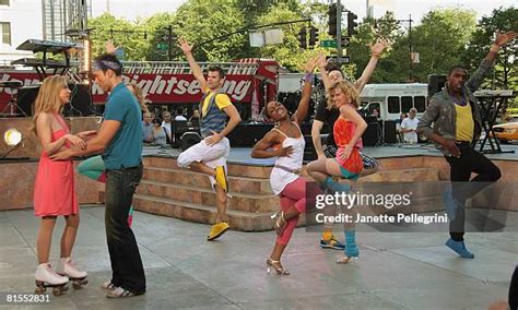 Xanadu On Broadway Photos And Premium High Res Pictures Getty Images