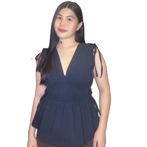 Daisee V Neck Cotton Linen Garter Woman Top Basic Casual Minimalist Tiktok Shop Philippines