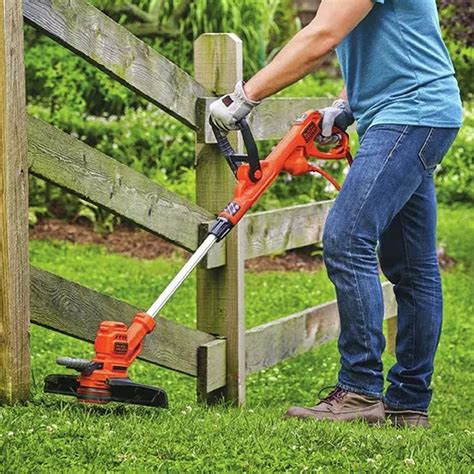 Best Weed Wackers And String Trimmers Of 2024 Reviewed, 06/29/2024