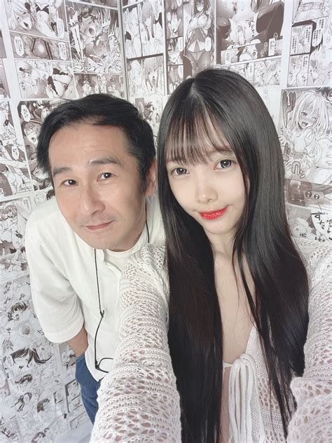 燕青 燕青 Added A New Photo — At 三宅好攝