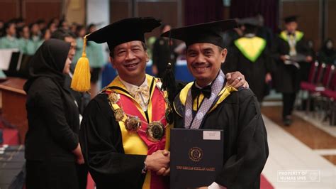 Bertepatan Dengan Hari Sumpah Pemuda Rektor Relevan Dengan Kerja