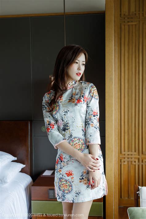 爱蜜社imiss Vol534 Yang Ziyan Cynthia Classical Cheongsam And Modern