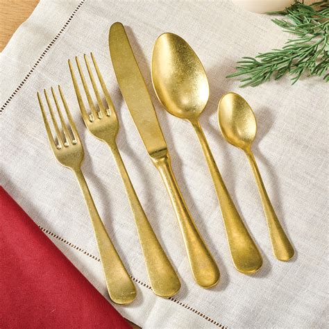 Matte Gold Flatware Set Uno Alla Volta
