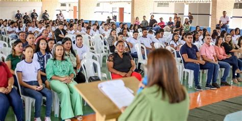 Alunos Da Rede Municipal De Atalaia Recebem Certificados De Conclusão