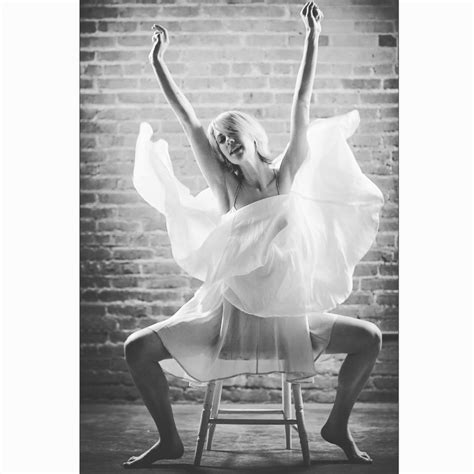 Lauren Lee Smiths Feet