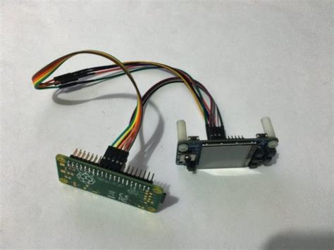 raspberry pi zeroを小型ゲーム機化するキットのhat基板の1 54インチtft液晶 240×240 spi st7789 を