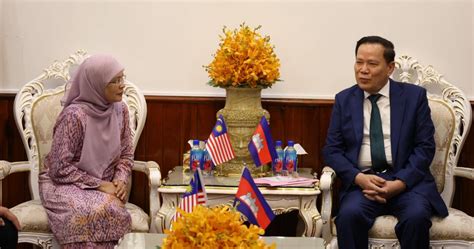 ឯកឧត្តម ជីវ កេង ទទួលជួបជាមួយ លោកជំទាវ ទុន ទេងគូ ម៉ាយ មុន ប៊ីនទី ទួន ម៉ាត់ ប្រធានតុលាការកំពូល