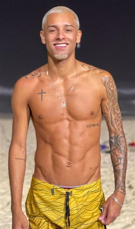 Fotos Do Wl Guimar Es Nu Pelado Gostoso Nu