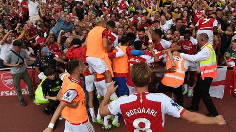 Premier League Arsenal Siegt Gegen Manchester United Dank Späten Toren