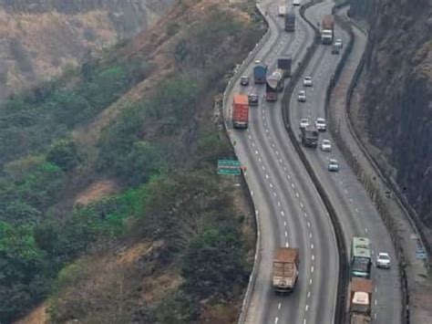 Block On Mumbai Pune Expressway Two Hour Traffic Block On Mumbai Pune