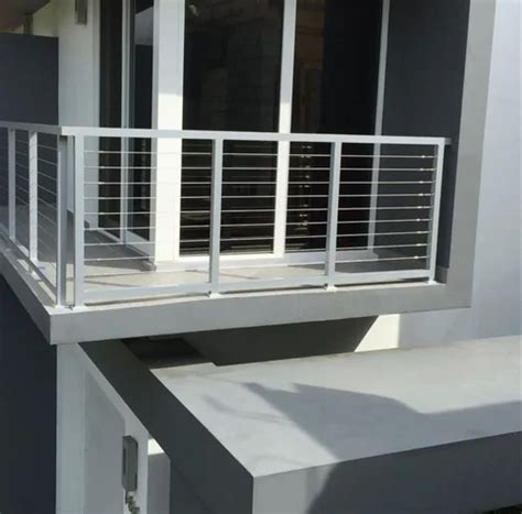 Deck Silver Stainless Steel Balcony Railing For Hotel At ₹ 500sq Ft