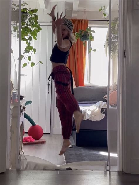 Georgia Magrees Feet
