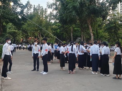សកម្មភាពបេក្ខជនចូលក្នុងមណ្ឌលប្រឡងព្រឹកថ្ងៃទី២
