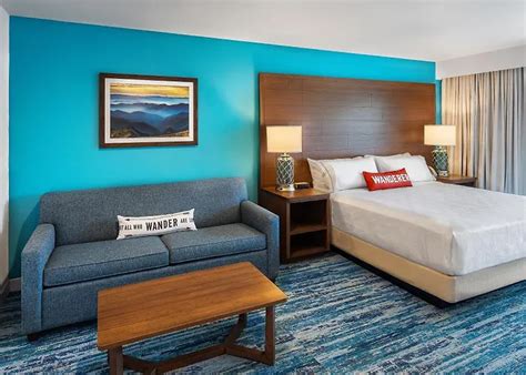 Compass By Margaritaville Hotel Pigeon Forge