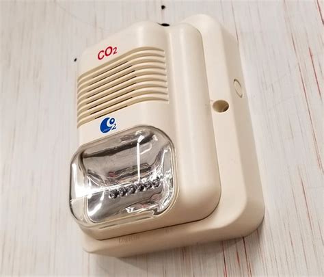 Logico2 Carbon Dioxide Alarm Locigo2 Horn Strobe Essentia… Flickr