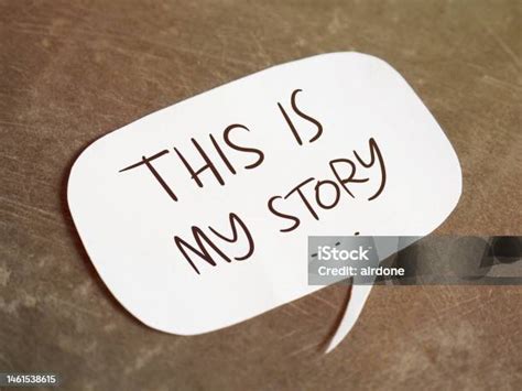 이것은 내 이야기 종이에 쓰여진 텍스트 단어 타이포그래피 삶과 비즈니스 동기 부여 영감입니다 0명에 대한 스톡 사진 및 기타 이미지 Istock