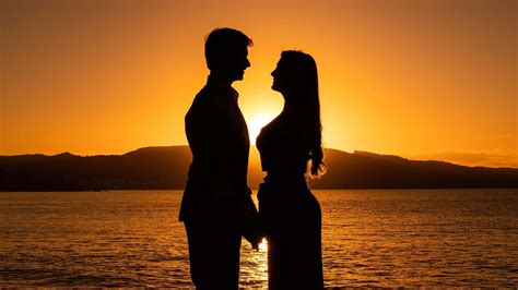 100 Sunset Couple Pictures