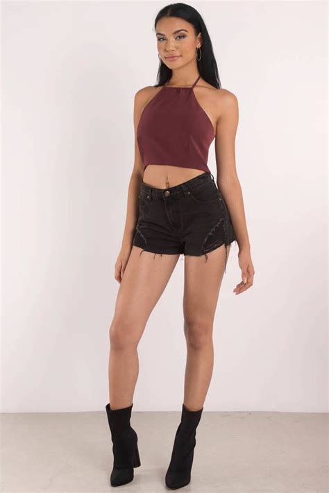 Cropped Halter Top Outfit