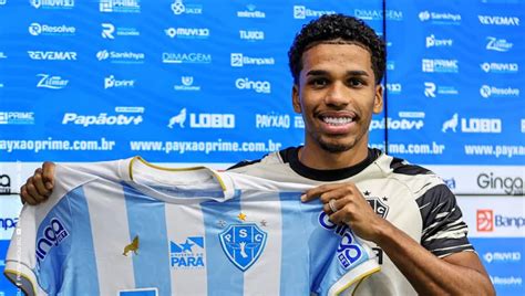 Chutou Pra Onde Eliel Atacante Estreia Pelo Paysandu E Vira Assunto