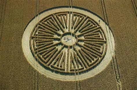 The First Crop Circle Of The Season Appears In Historic Wiltshire Field