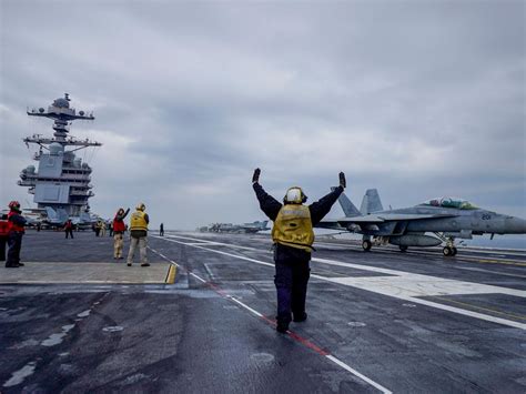 Hypersonic Missiles China Blows Up Us Navys Largest Warship In