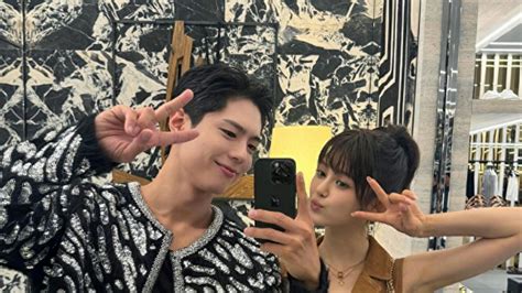 박보검 뉴진스 다니엘과 귀여운 포즈 선남선녀 한쌍이네