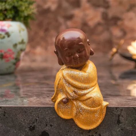 INDIAN TRADITIONAL BUDDHA Beautiful Showpiece Assorted Color For Home D