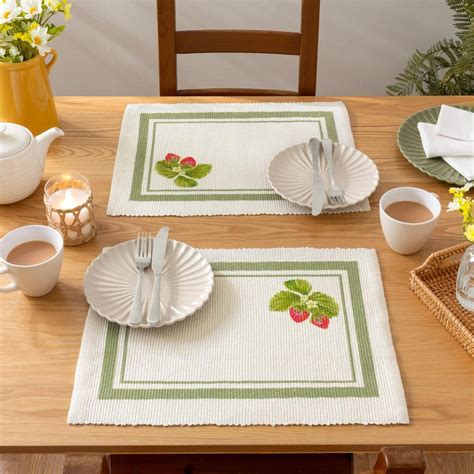 Evans Lichfield Strawberry Green Outdoor Placemats Set Of 4