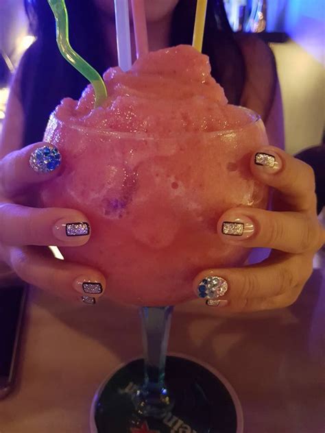 포쉬네일 진접점 네일샵 제지인분이 네일을 하러왔어요~ 멀리까지 네일을 하러 와주고 너무고마운