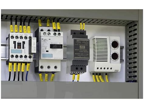 HDR 60 24 Mean Well DIN Rail Power Supply 24V 2 5A 60W Ecocell