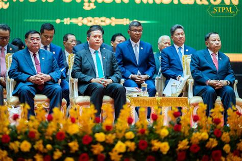 ព្រះរាជាណាចក្រកម្ពុជា ប្រារព្ធពិធីអបអរសាទរទិវារំលឹកខួប៣០ឆ្នាំ នៃការប្រកាសឱ្យប្រើរដ្ឋធម្មនុញ្ញ