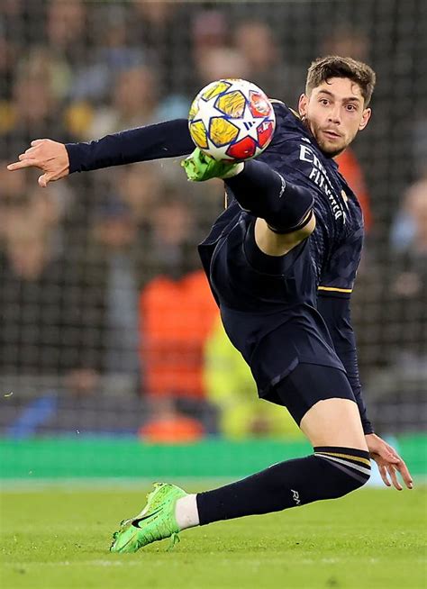 정녕 괴물인가 사람인가 맨시티전 120분→엘클라시코 풀타임 24시간 풀가동 중인 레알마드리드의 박지성 더블 앞장서는 두 개의 심장