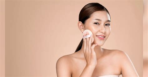 Teknik Aplikasi Puff Tepat Kunci Riasan Flawless Dan Merata Id