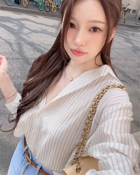 푸름 영덕대게 촬영중 🤦🏻‍♀️ 기획상품은 놓치시면 진짜 안됩니다 이리저리 여기저기 정말 많이 입어져요 초초초강추👍👍👍 블랙