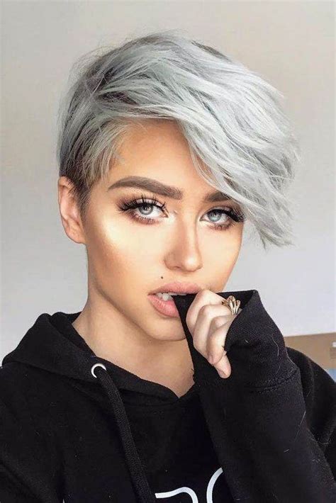 25 Chic Long Pixie Hairstyles For Boss Ladies