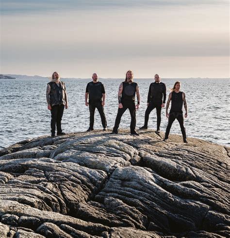 27 Enslaved Metal Hammer Issue 382