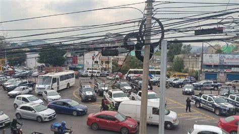 Taxistas se enfrentan a balazos frente a Ministerio Público en Ecatepec