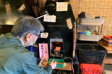 【岐阜・高山・グルメツアー】食べ歩きの町・飛騨高山でガイドオススメのお店へ！フードツアー（2時間30分）｜アソビュー！