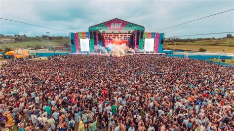 El Reggaeton Beach Festival Anuncia Su Primer Gran Artista