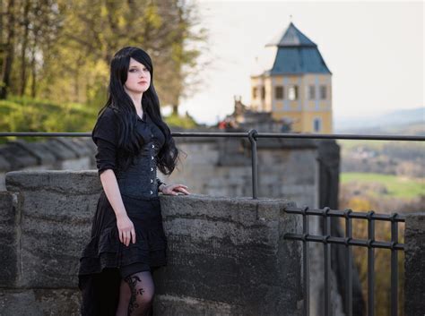 Gothic Girl X By Blinkfreak182 On Deviantart