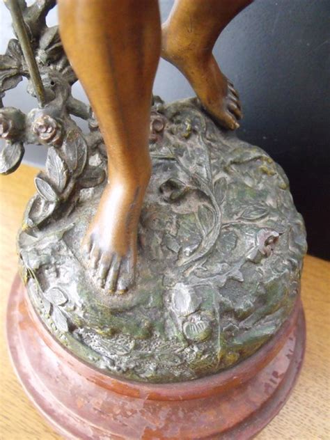 Théodore Doriot statue en régule polychrome représentant Zéphyr