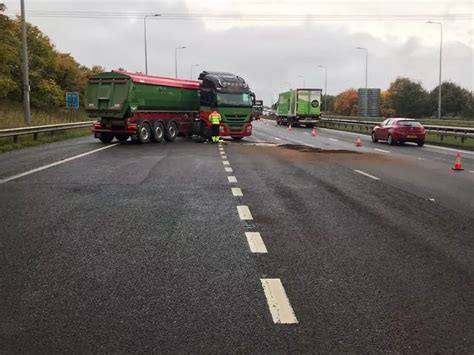 M62 Closed Overnight Following Diesel Spill Hull Live