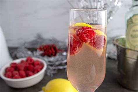 New Years Eve Sparkling Raspberry Wine Bonne O