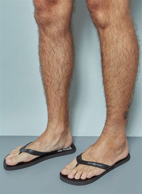Pin De Alex Rijper En Slippers En 2023 Pies Masculinos Zapatos