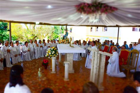 Milhares de fiéis participam da 68ª romaria em honra a N S