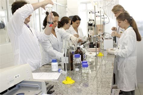 1º Congresso De Ciências Farmacêuticas Do Centro Oeste Acontece De