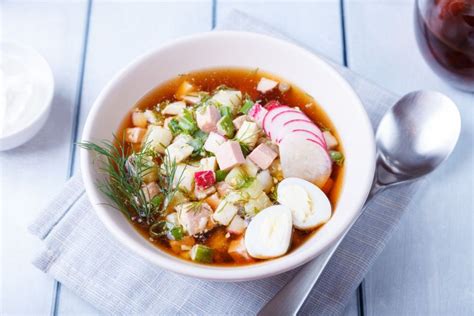 Классическая окрошка на квасе простой и вкусный рецепт как