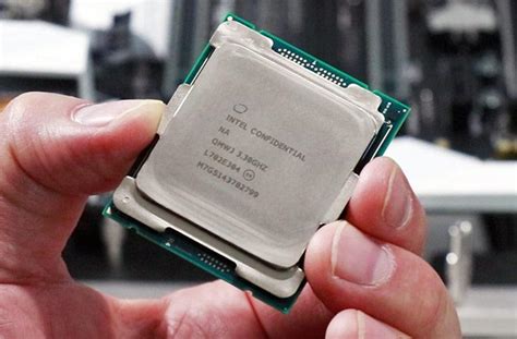 Intel Processor Bug Leaves All Current Chips Vulnerable And Its Fix Saps Performance Updated