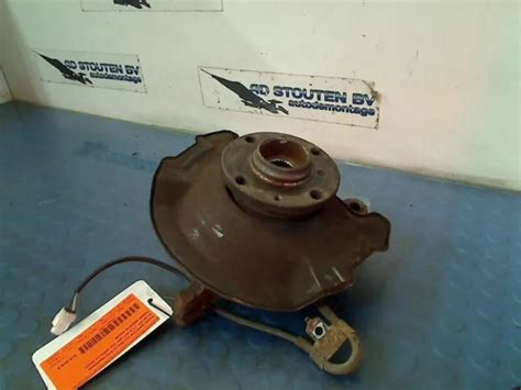 Stub Axle Right Front Suzuki Swift Za Zc Zd1 2 3 9 2007 Eur 25 00