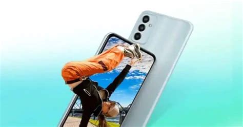 6 000 रुपये सस्ता मिल रहा है सबसे तेज चलने वाला 5g फोन मिलेगी 6gb Ram 50mp कैमरा Samsung